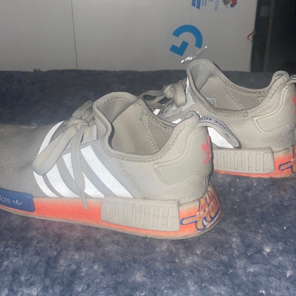 adidas | Shoes | Adidas Die Weltmarke | Poshmark